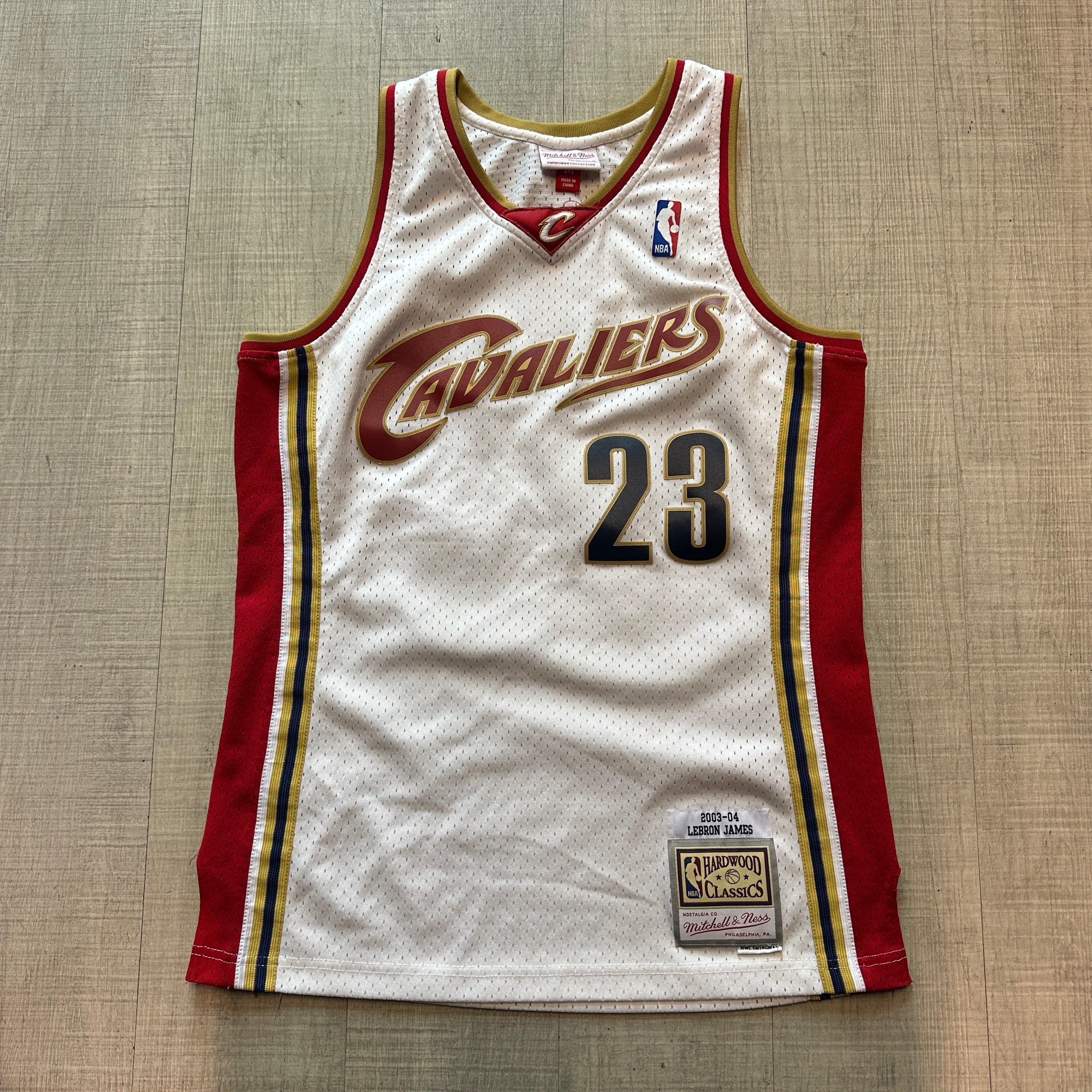 LeBron James Cleveland Cavaliers 03-04 Mitchell & Ness Jersey – Hoopin ...